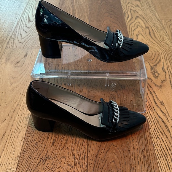 Rialto | Shoes | Rialto Black Patent Leather Block Heels With Chain ...